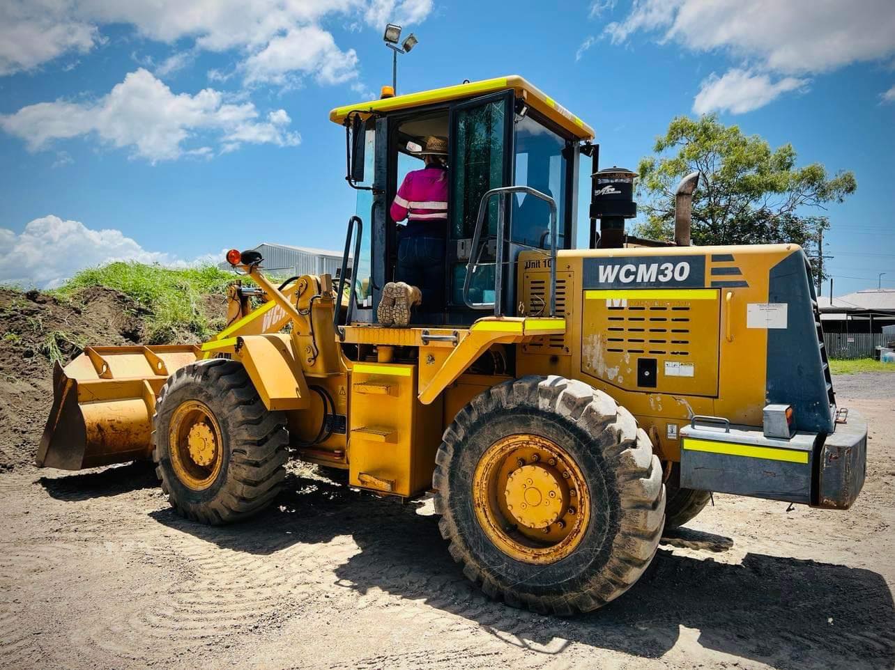 RIIMPO304E - Conduct wheel loader operations | TPA Training & Personnel ...